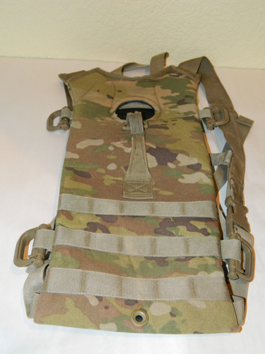 U.S. Army OCP/Scorpion Camouflage Hydration System Carrier NSN: 8465-01 ...