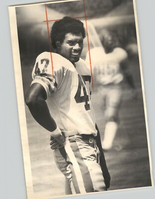 OAKLAND Invaders FOOTBALL Player JERRY ALDRIDGE Vintage 1980 Press ...