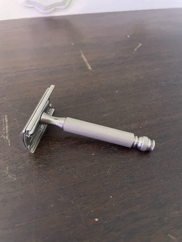 Vintage 1957 Gillette Ball End TECH Logo Cap DE Safety Razor C1 nice ...