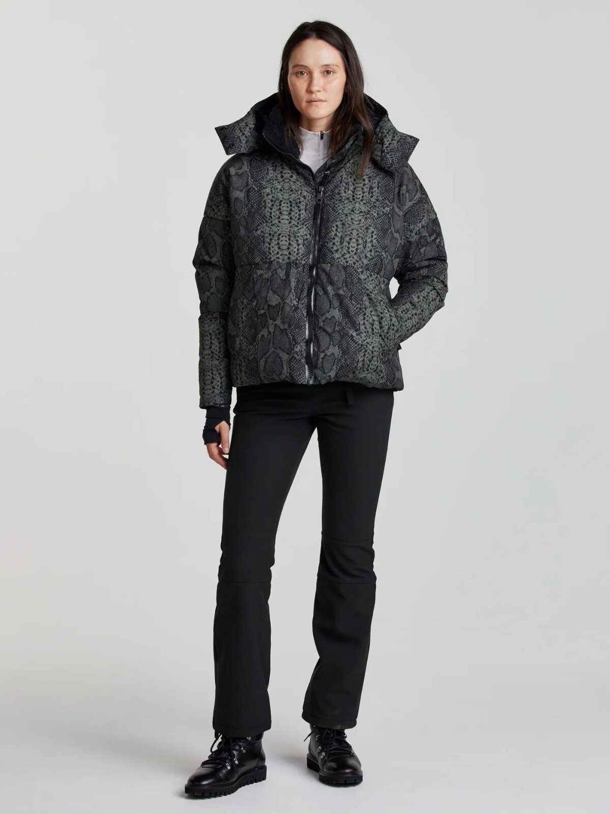 VARLEY WOMENS DOROTHY SKI JACKET, MONO BOA BLACK, NWT $600, XS | eBay