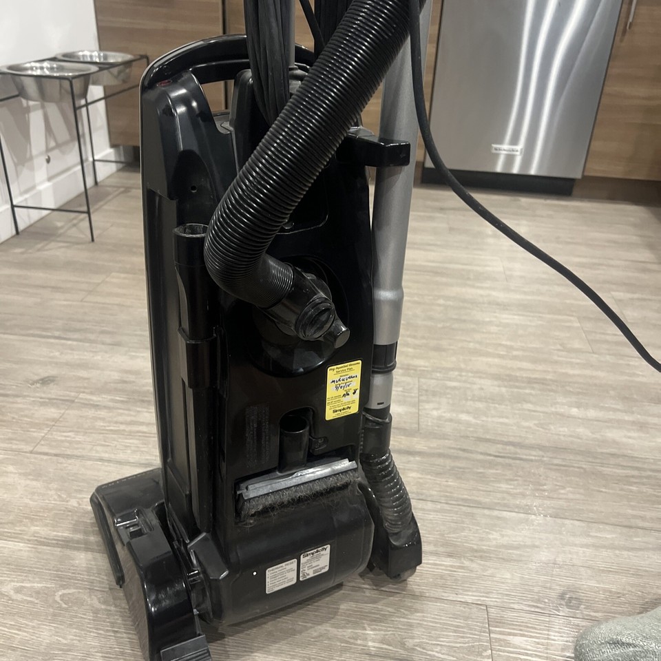 Simplicity USA S20D Symmetry Black Upright Bagged Household Vacuum ...