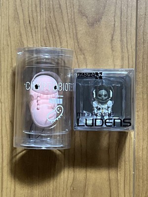 Death Stranding Cryptobiotes Ludens Figure Set Charm Kojima productions ...