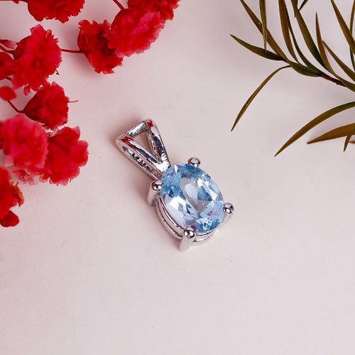 7.05 Cts Clear Transparent Natural Blue Topaz Stone Pendant, 925 Silver ...