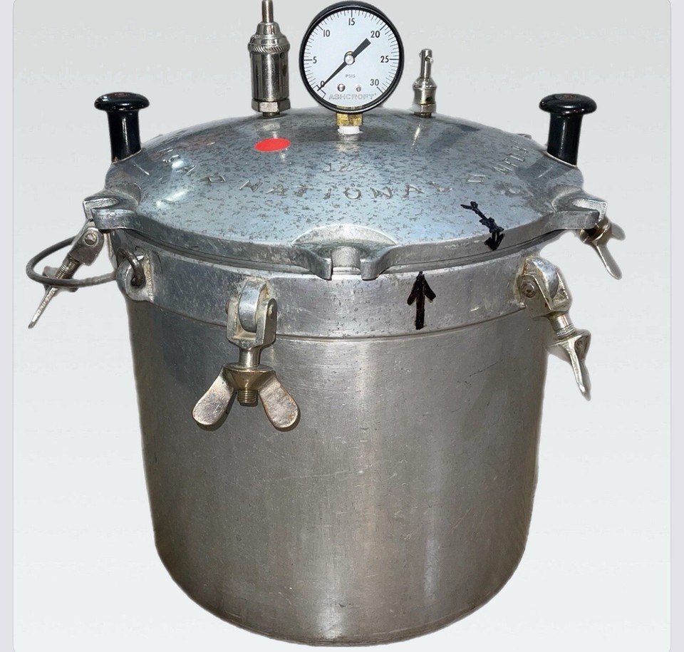 Vintage National Pressure Cooker Eau Claire Wis12 Northwestern Steel ...