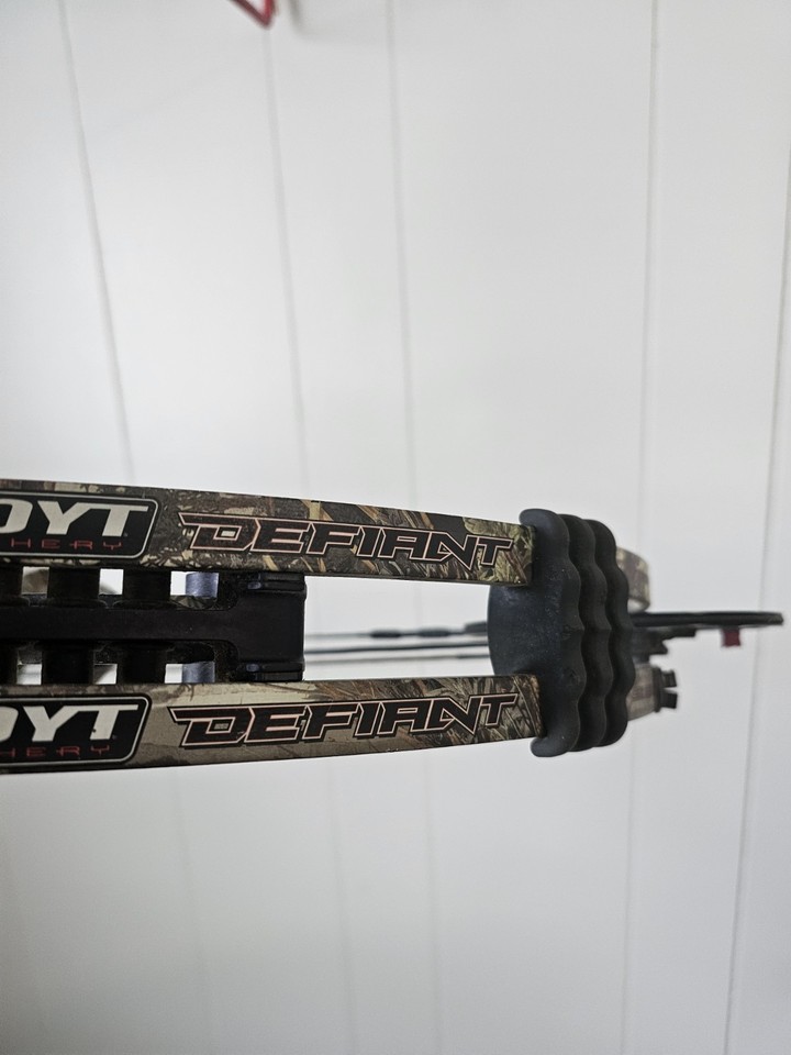 Hoyt Defiant Compound Bow | eBay