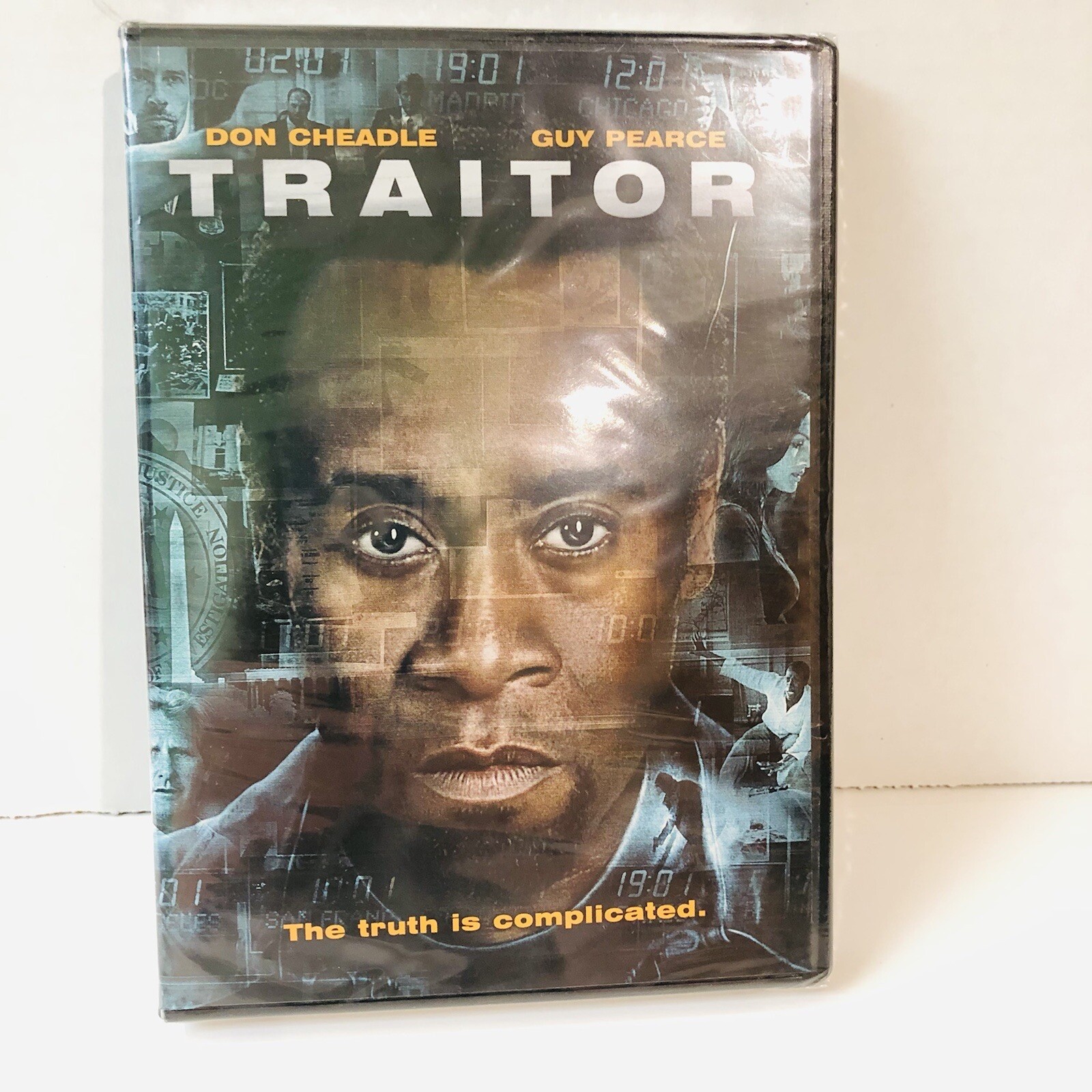 Traitor DVD 2008 Don Cheadle Guy Pearce Jeff Daniels Spy Thriller ...