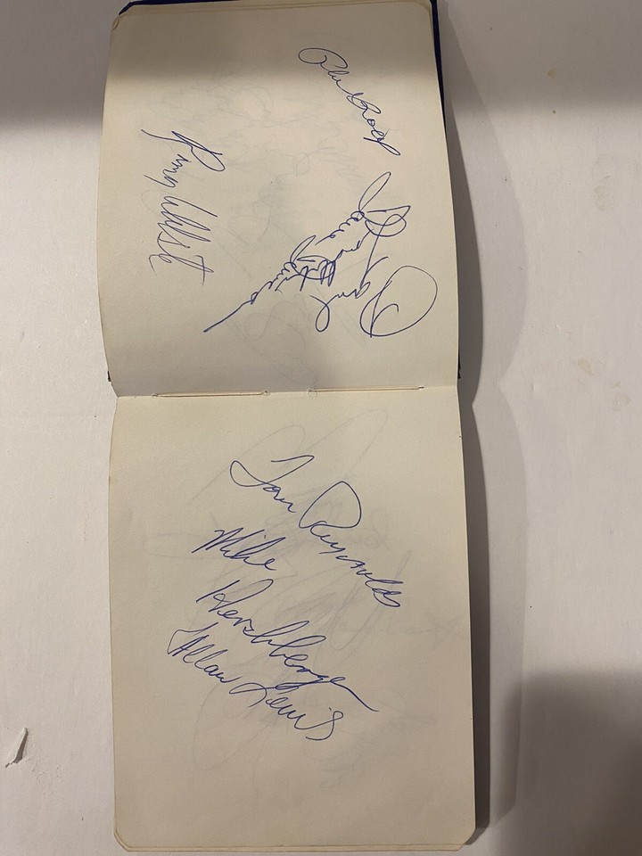 Vintage Baseball Autograph Book with 58 Signatures- Pudge Fisk, Yaz ...