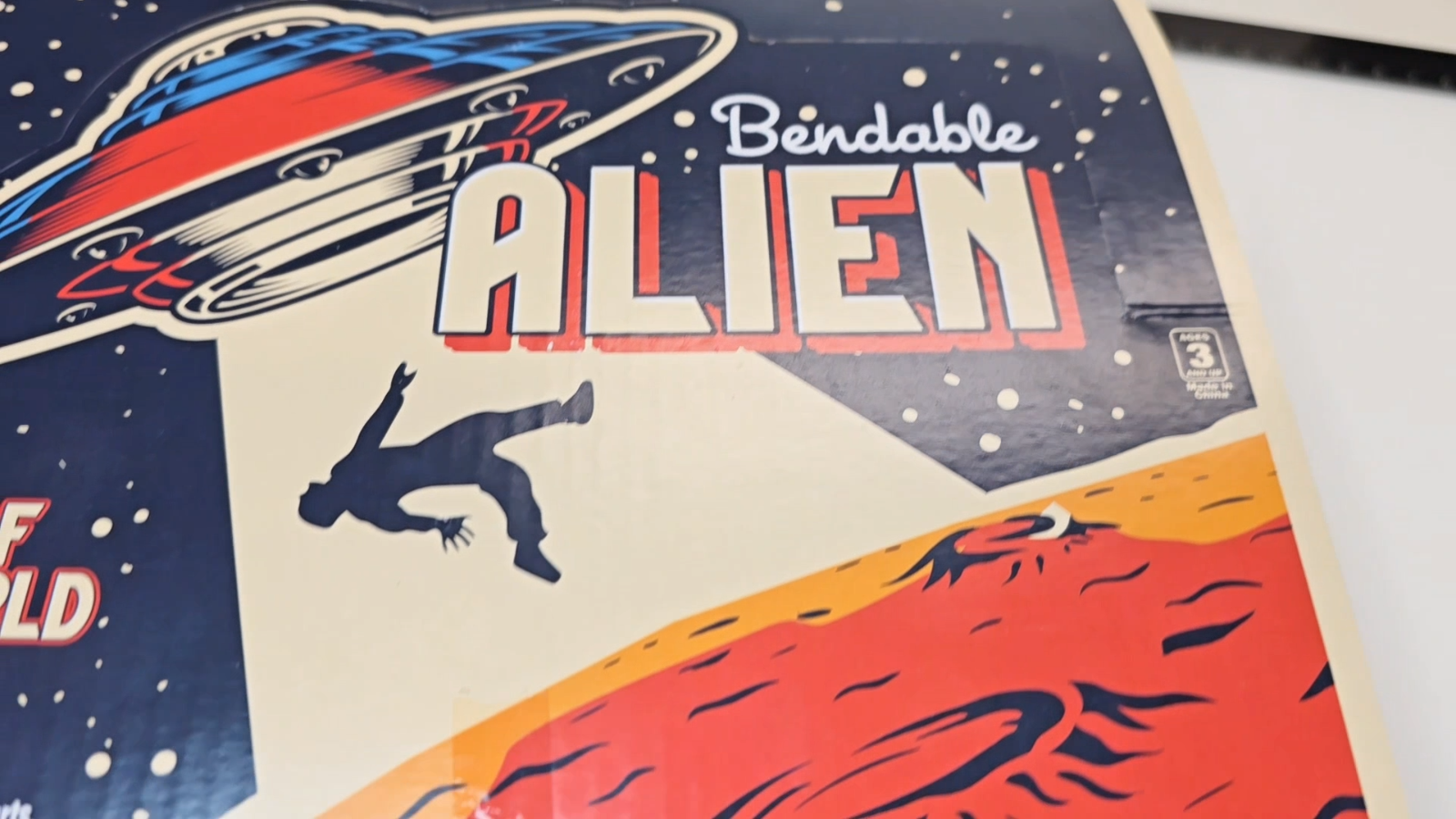 Bendable Rubber Neon Green Aliens - 24 Pack. (4") Action Figures ...