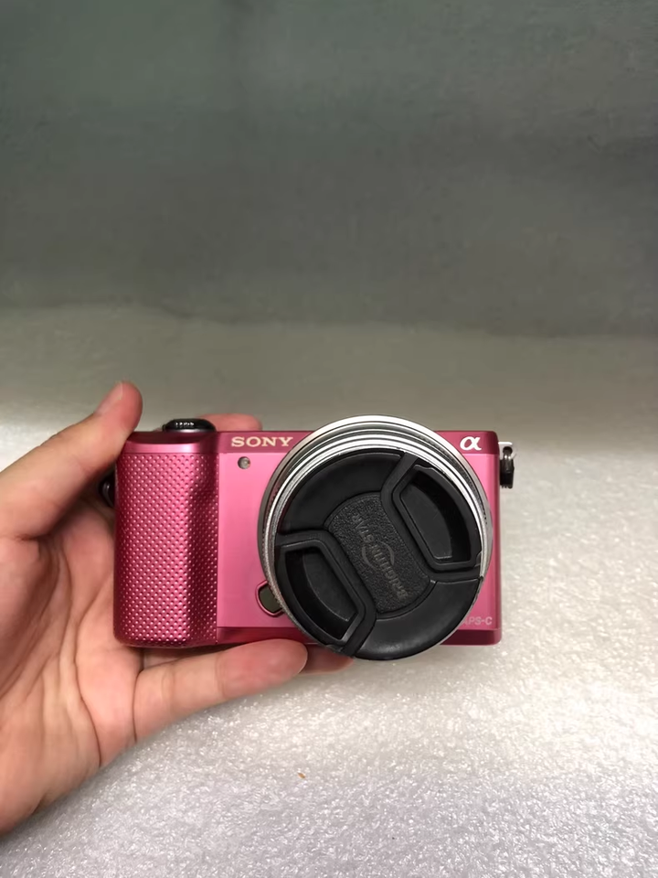 Sony Alpha A5000 20.1 MP Flip Screen Mirrorless Camera with PZ 16-50mm ...