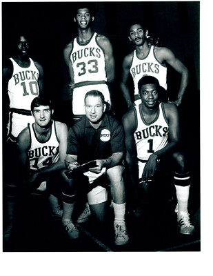 1970 MILWAUKEE BUCKS 8X10 TEAM PHOTO ALCINDOR ROBERTSON HOF BASKETBALL ...