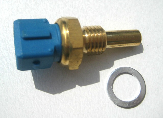 Land Rover Defender TD5 Water Temperature Sensor Sender - Bearmach Part ...