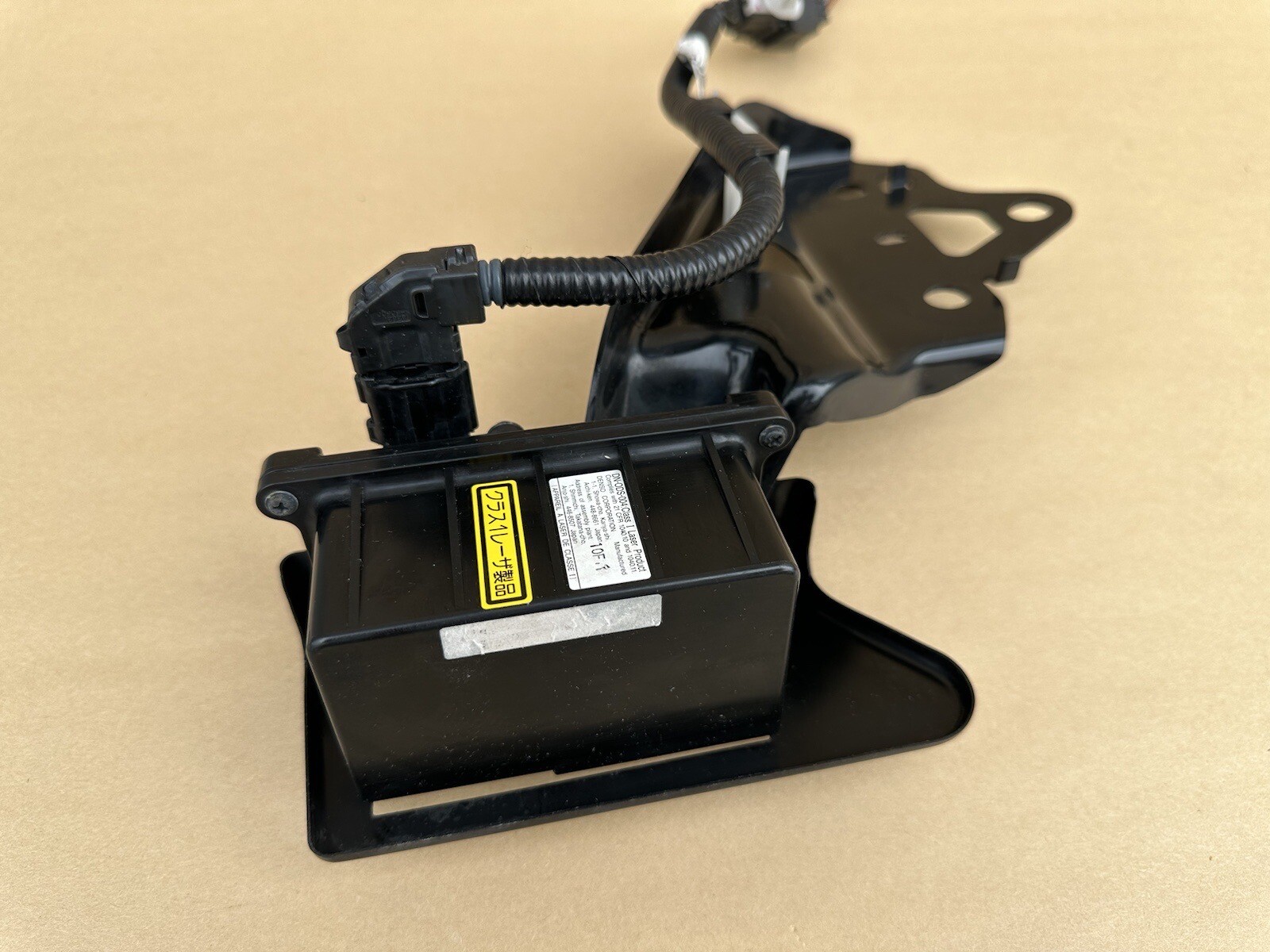 2004-2006 Lexus LS430 Laser Radar Cruise Control Distance Sensor 88210 ...