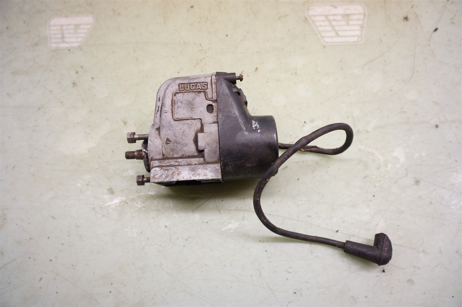 1957 Indian Trailblazer Royal Enfield Re 700 Chief *2691 Magneto 2 | eBay