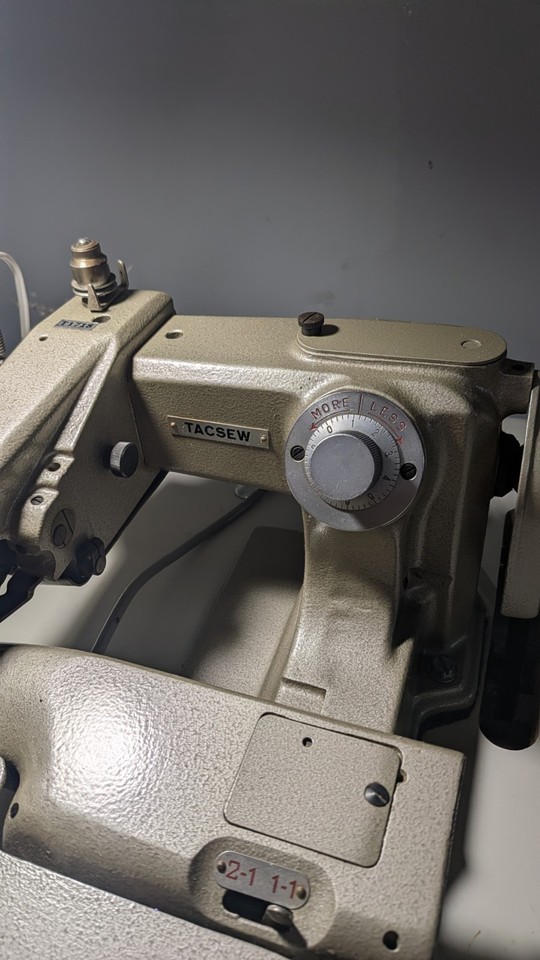 Tacsew T1718 Leather Industrial Blind Hemmer Sewing Machine W/Table | eBay