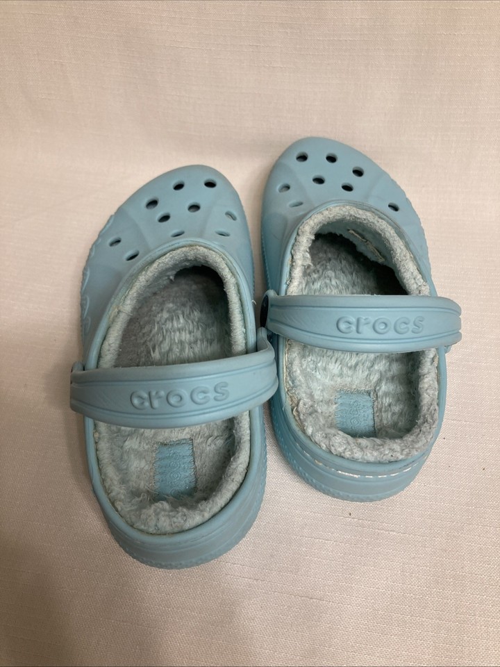 Crocs Baya Lined Clog in light blue, featuring a cozy faux fur interior ...