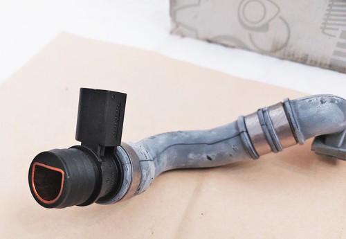 A642010119105 Entlüftungsventil a6420101191 Mercedes-Benz ML350 R350 ...