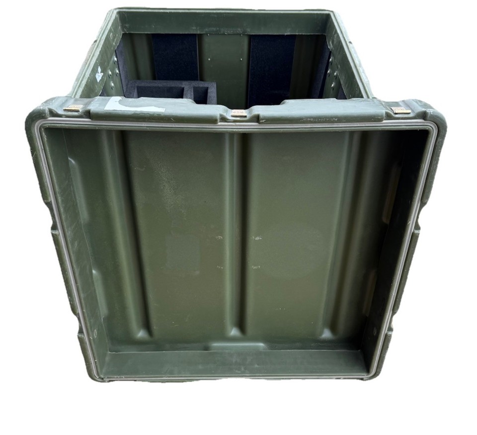 Pelican Hardigg Case 30"x30"x29" Military Waterproof Storage Case | eBay