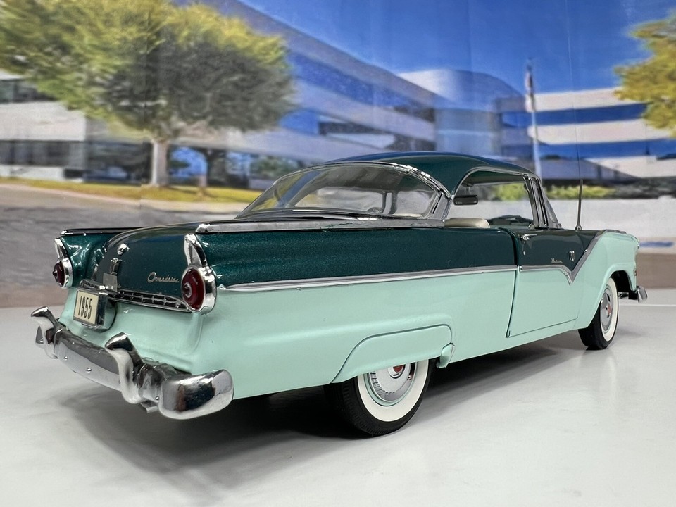 Danbury Mint 1955 Ford Fairlane Victoria Coupe Green 1:24 Box Papers ...