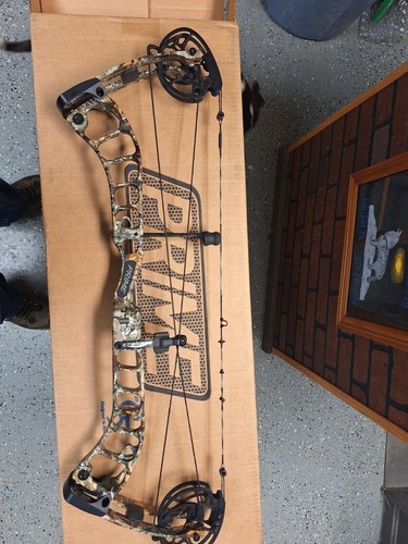 🏹Prime Logic CT-3 Compound Bow Right Hand 55-65# 335fps!🏹 | eBay