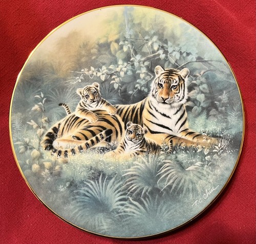 1991 Knowles “The Siberian Tiger” By T.C. Chiu New | eBay