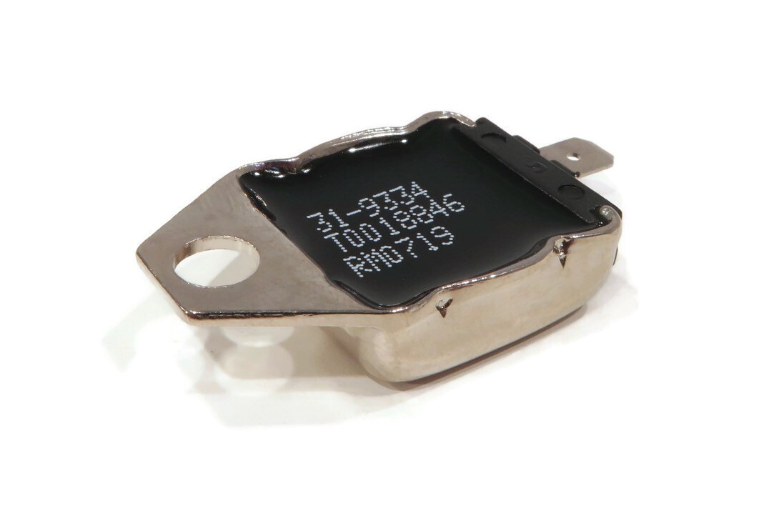 Single Terminal Electronic Ignition Module for John Deere Tractor GT262 ...