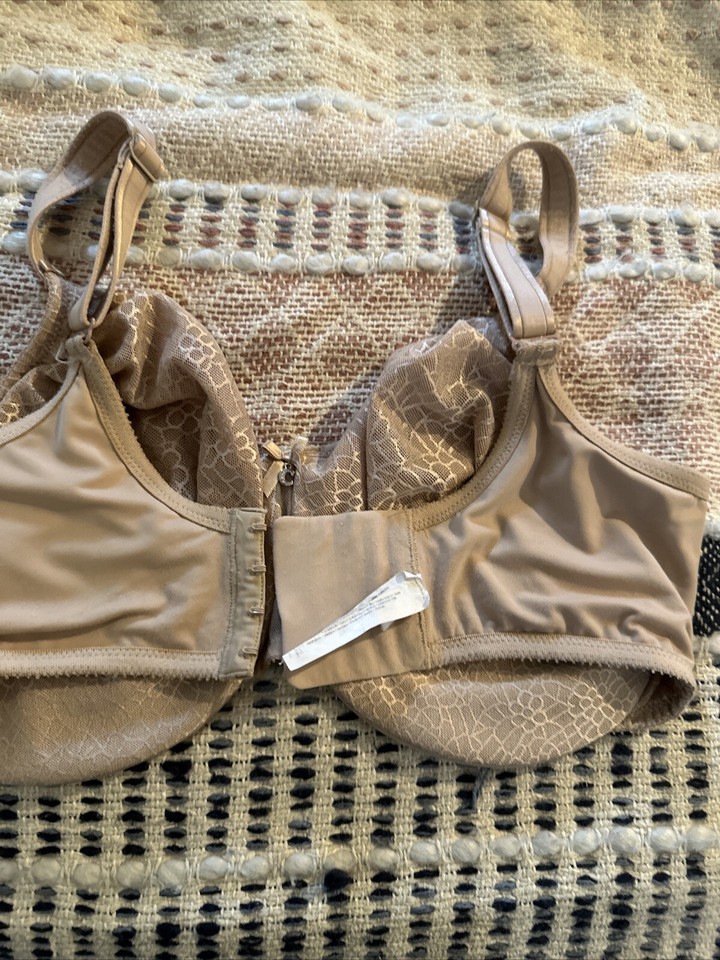 Chantelle C18910 C Magnifique Seamless Minimizer Spacer Bra 36H Beige ...