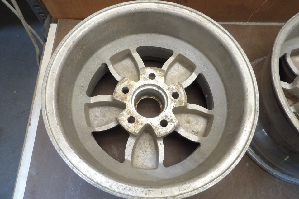 American Racing Daisy Coke Bottle 15x8.5 Wheels 5x5 big GM C-10 Mag rim ...