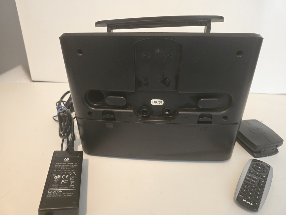 Sirius XM Starmate ST-B2R Receiver Radio Boombox Speaker Antenna Remote ...