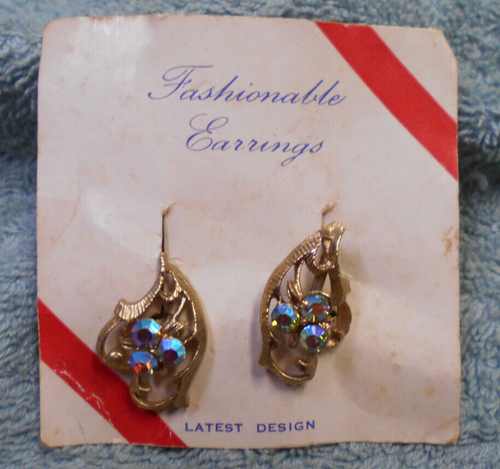 #D116. COSTUME / COSMETIC JEWELLERY - SCREW TIGHTENING EARRINGS | eBay ...