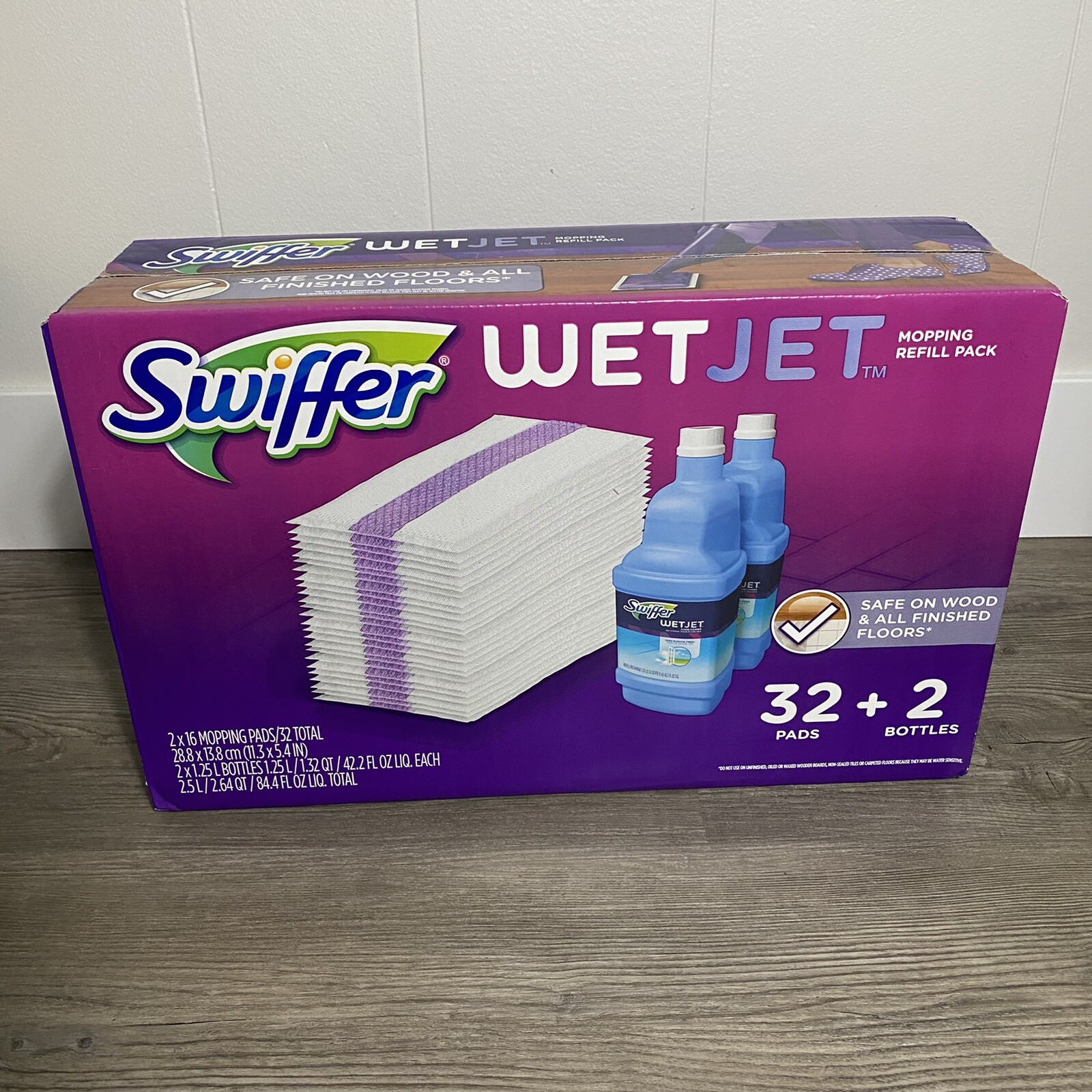 Swiffer Wetjet Mopping Refill Pack (32 Refill Pads + 2 Bottles of ...