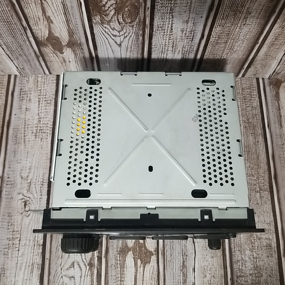 OEM GM Delphi Radio Receiver AM/FM Stereo CD PLAYER 15295372 05 Chevy ...