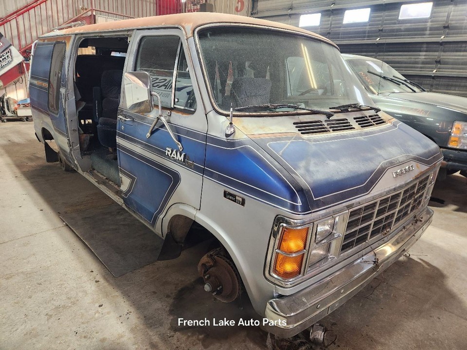 Core Long Block Engine 8-318 5.2L VIN P Fits 1983 DODGE 250 VAN 1295638 ...