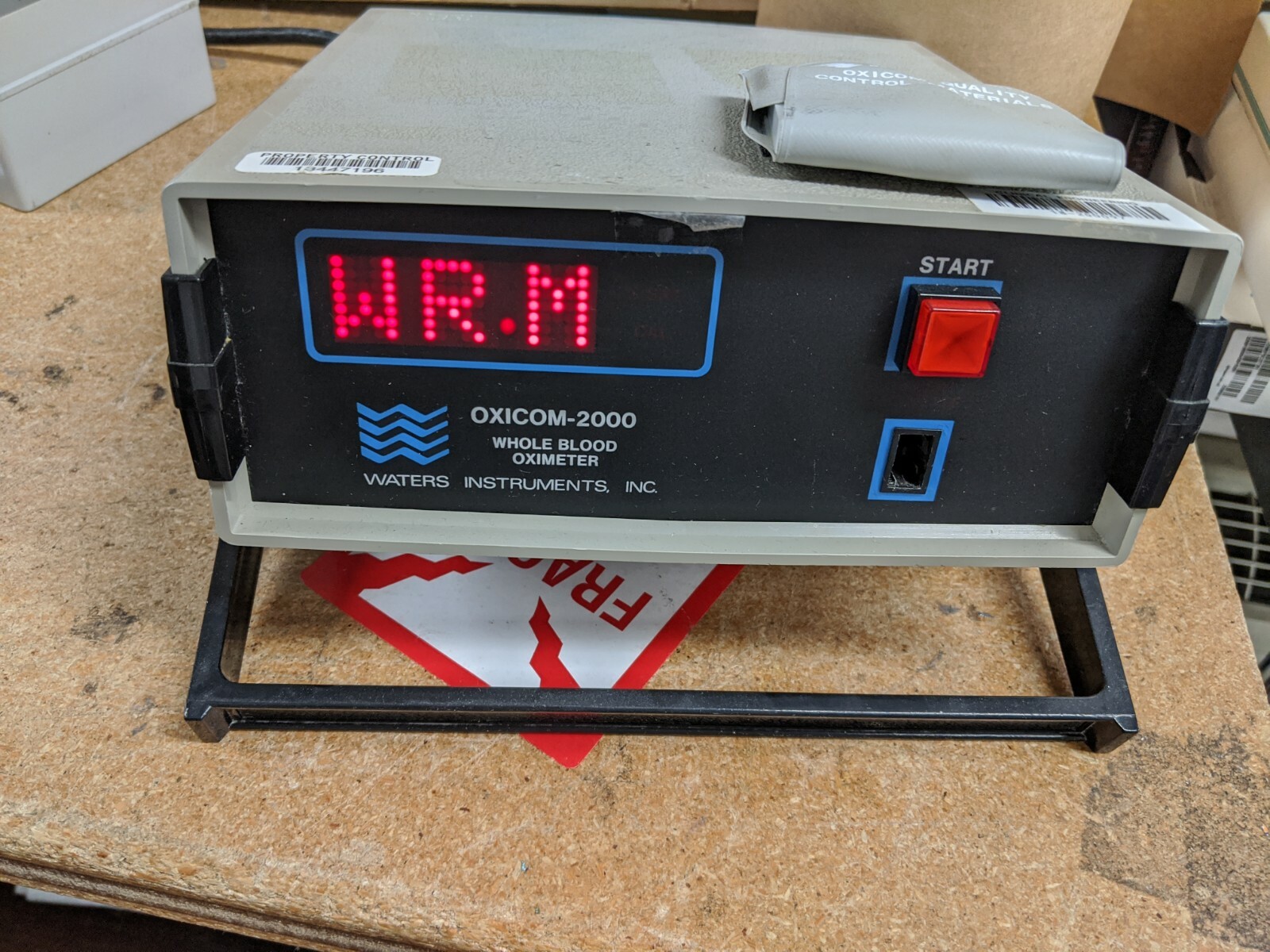 WATERS INSTRUMENTS OXICOM-2000 WHOLE BLOOD OXIMETER OXICOM2000 | eBay UK