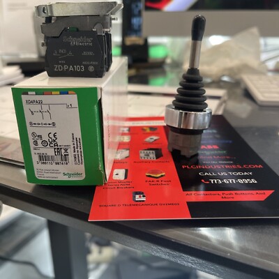 JOYSTICK. SCHNEIDER. XD4PA22 SP 2 POSITION SPRING RETURN NOT FROMCHINA ...