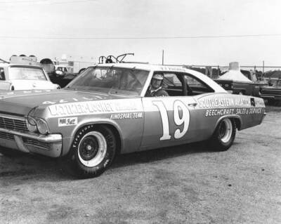 J T Putney NASCAR Driver Old Motor Racing Photo | eBay