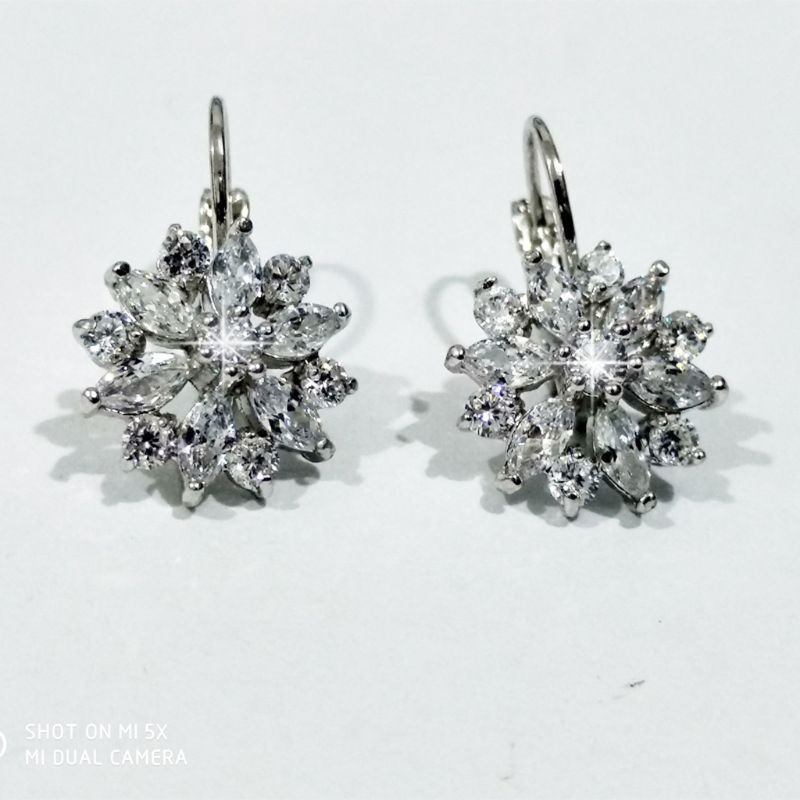 Romantic Clear Stone Flower Crystals Stud Earrings Women Cubic Zirconia ...