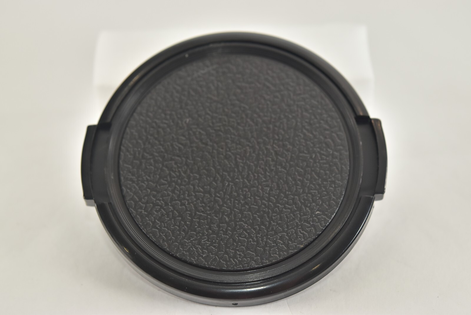 [Brand New] 52mm Front Lens Cap Clip On for Nikon Canon Olympus Sony ...