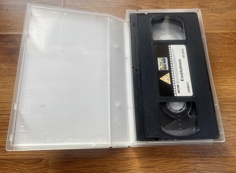 Evolution VHS Video Cassette Tape 2001 Movie Ivan Reitman Film Julianne ...
