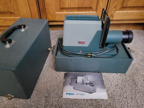 Vintage Argus 300 Slide Projector with Case | eBay