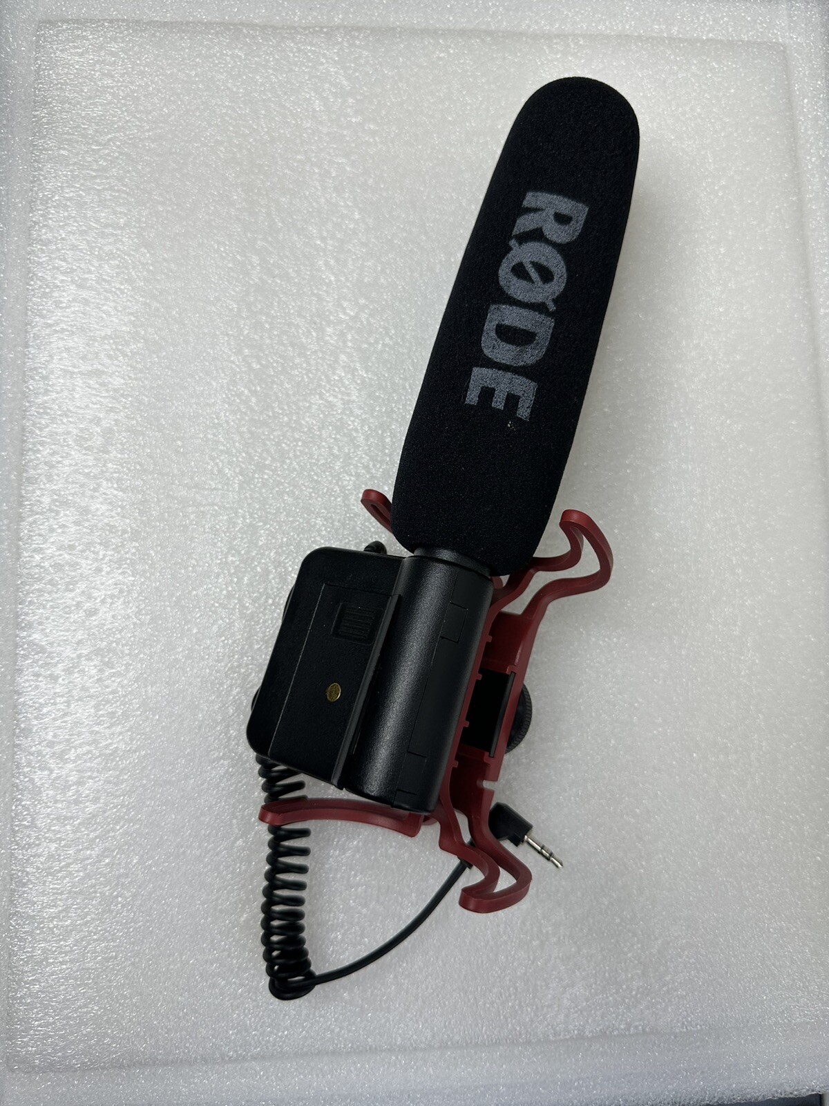 Rode VideoMic GO Handheld Wired 3.5mm Professional Microphone ...