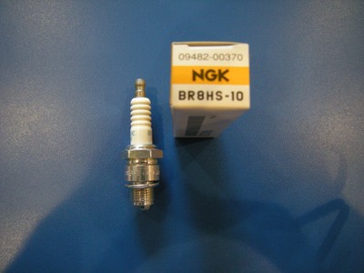 NGK BR8HS-10 SPARK PLUG | eBay