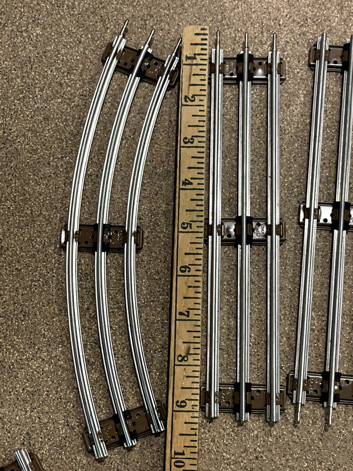 Lionel Straight & CURVED O GAUGE TRAIN TRACK LAYOUT LOT 16 CIRCLE ...