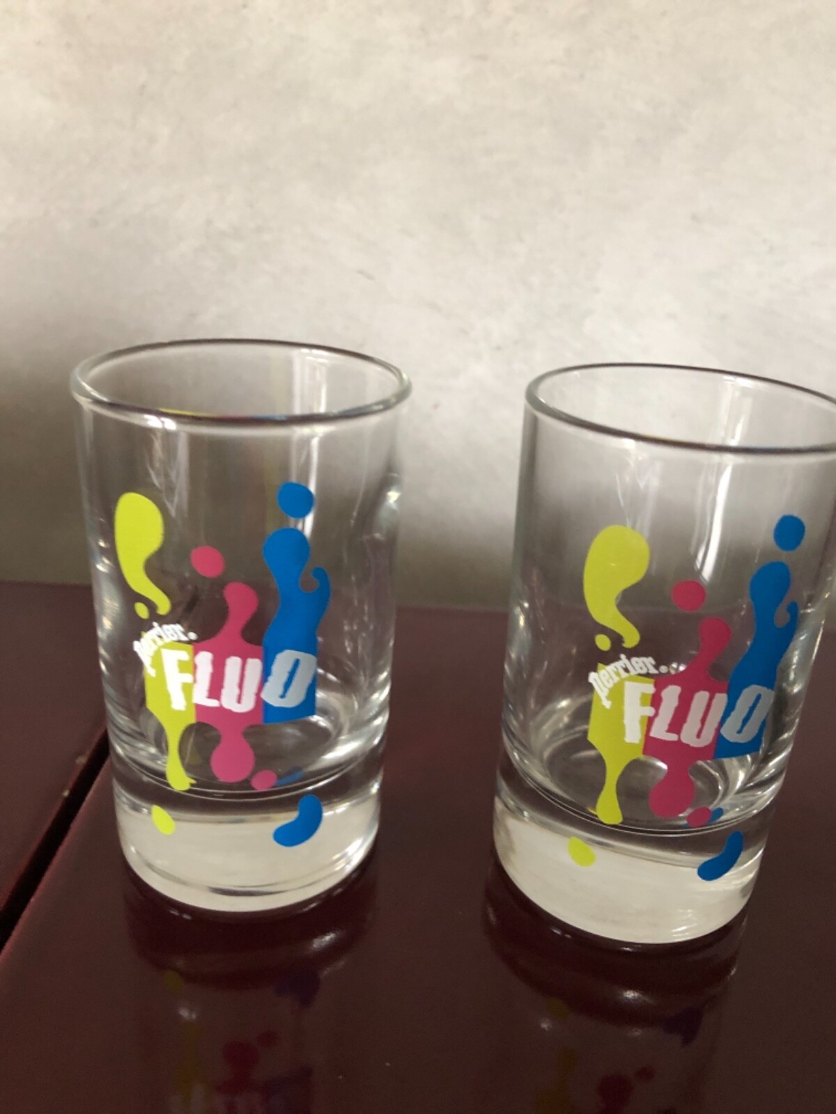 petit verre Perrier fluo | eBay