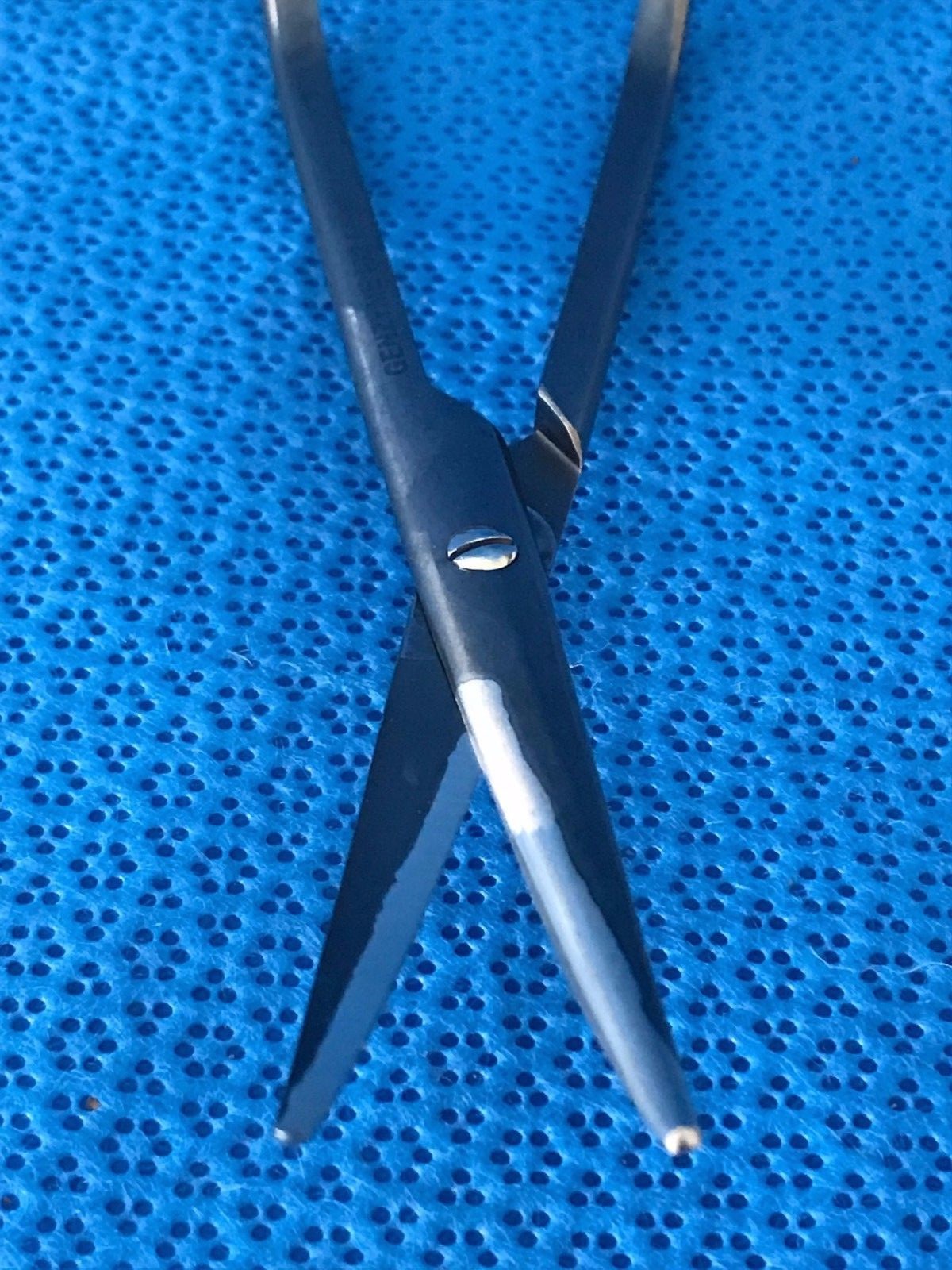 Genzyme 32-0798 Bayonet Surgical Scissors, Curved, Blunt, L: 9 ...