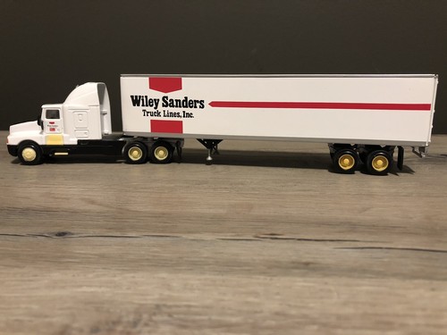 PEM M70506 1:64 Scale Wiley Sanders Kenworth T600 Semi w/ Dry Van ...