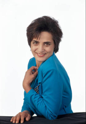 Portuguese Singer Linda De Suza In Studio Photo. 1990s Old Photo 1 ...