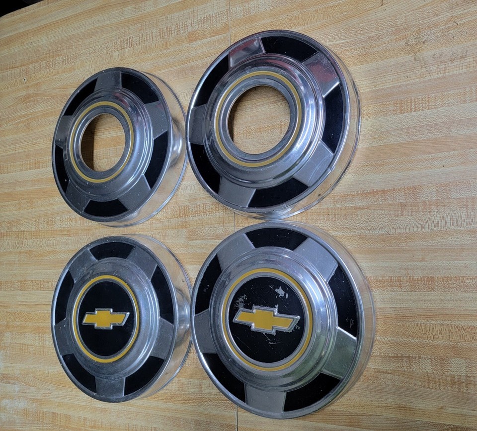 1973-1987 SET OF 4 Chevy Truck ORIGINAL DOG DISH HUB CAPS 1/2 Ton 10-1/ ...