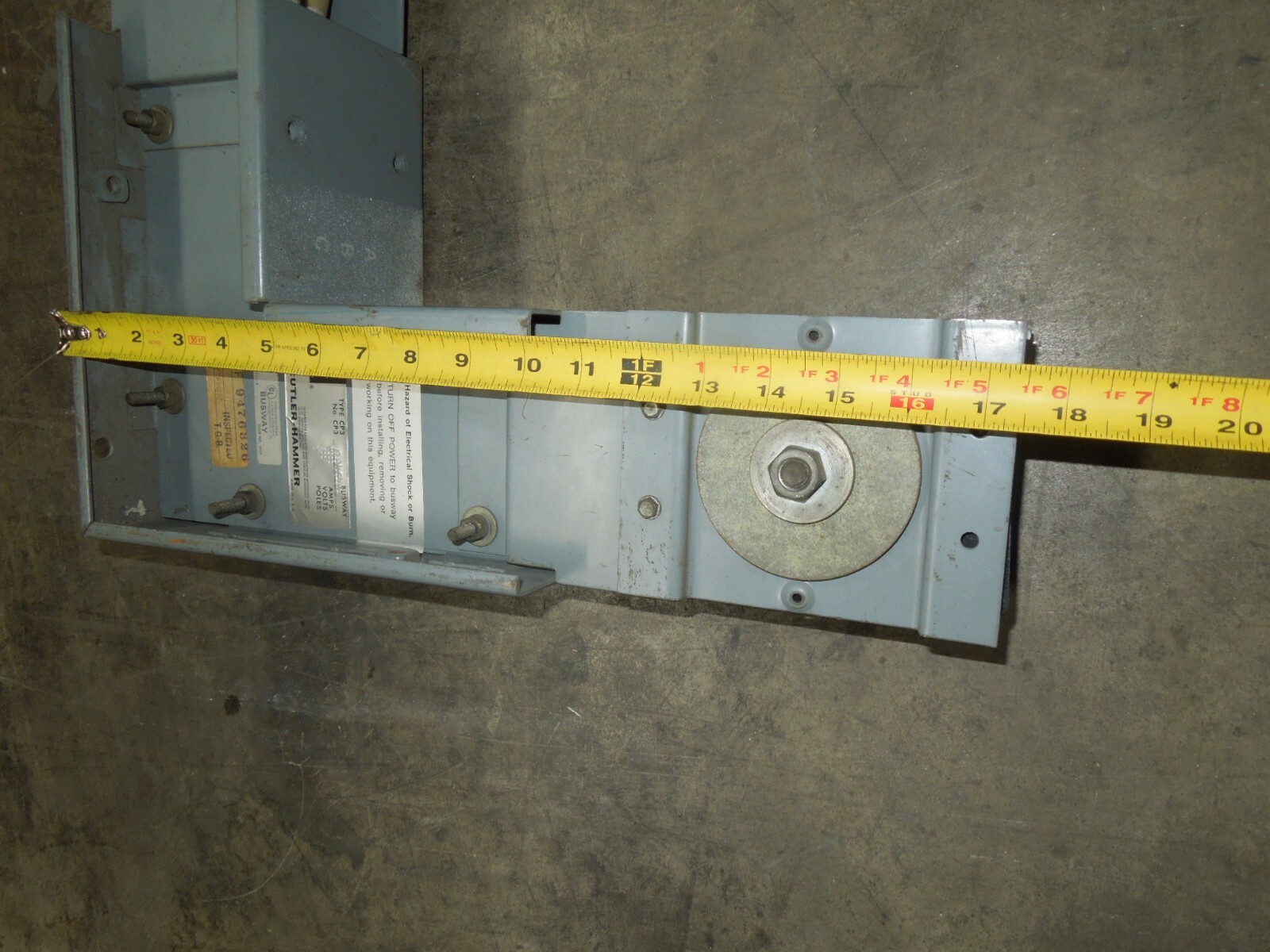 Cutler-Hammer Type CP3 CP3FFE310C2E12 1000A 3ph 3W Flatwise Elbow ...