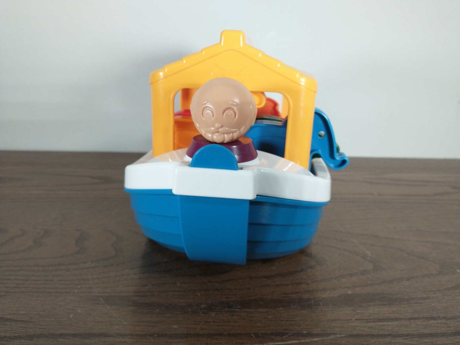 Vintage Tupperware Tupper Toys Boat Animals Water Play Toy Noahs Ark ...