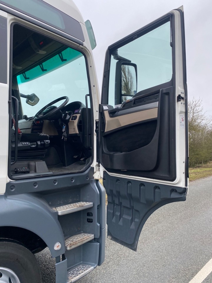 MAN TGX 500 6 X 2 TRACTOR UNIT | eBay UK